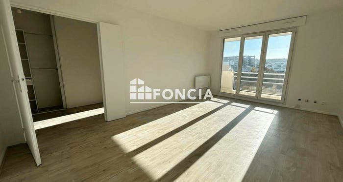 Appartement 4 pièces à louer à Epinettes, Issy-les-Moulineaux