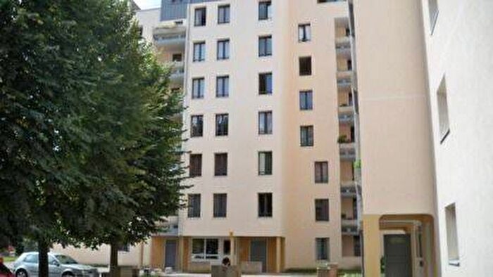 Appartement 3 pièces à louer à Portes de la Ville-Moulin à Poudre, Maromme