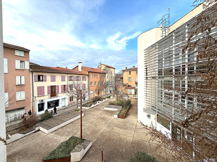 Appartement à vendre - Neuville-sur-Saône - 4 pièces - 3 chambres