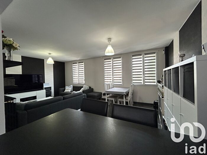 Maison à vendre - Châlons-en-Champagne, Nord - 5 pièces - 4 chambres