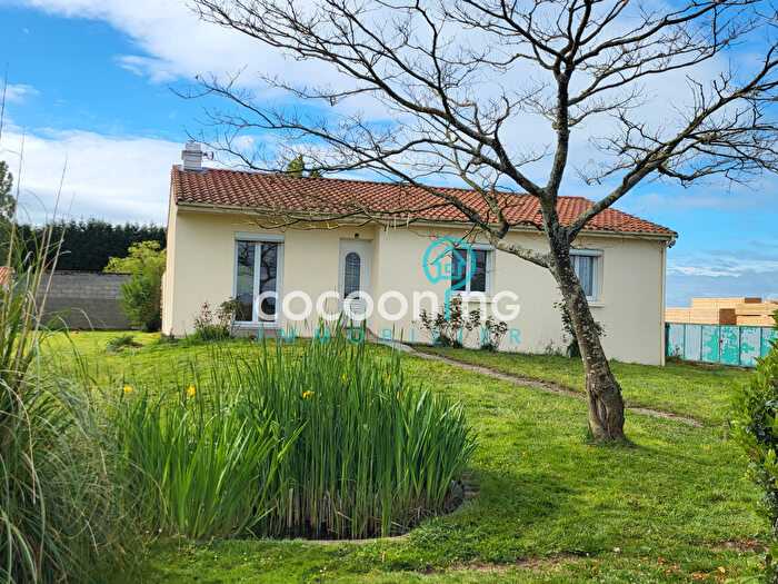 Maisons à vendre et appartements à louer - 1