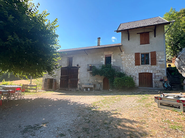 Verel-de-Montbel - Maison 3 pièces à vendre