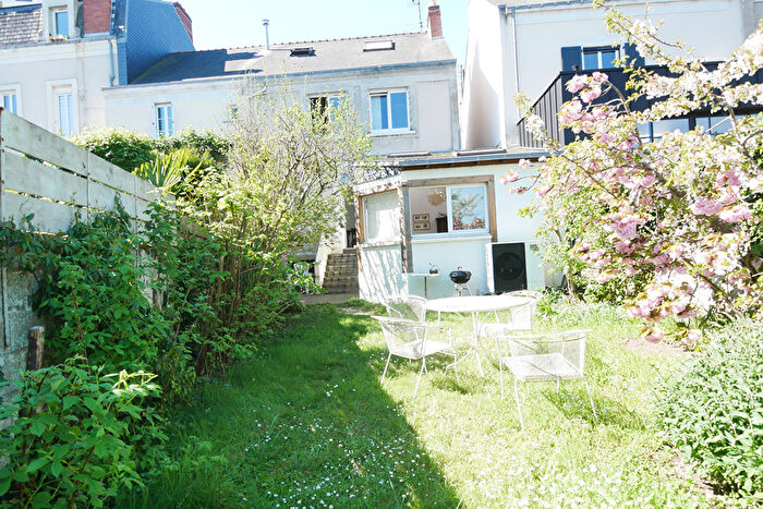 Maison à vendre - Angers, Deux-Croix, Banchais, Grand Pigeon - 8 pièces - 5 chambres