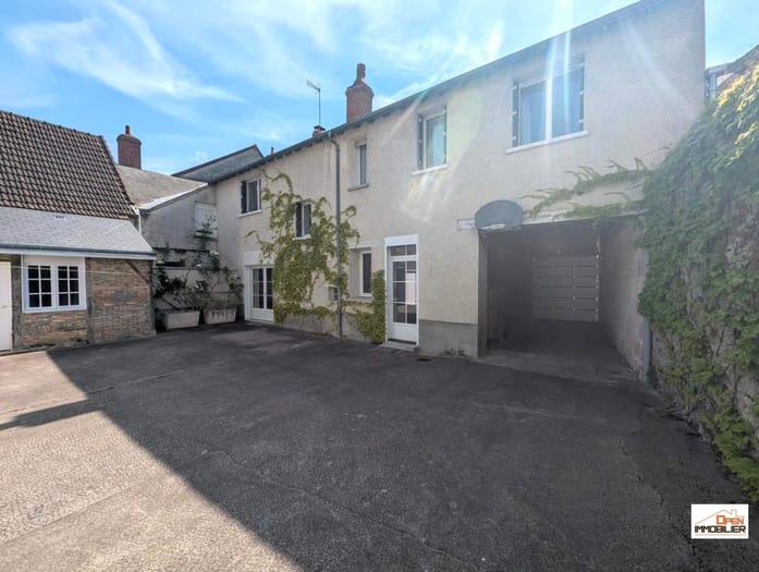 Maison 6 pièces à La Châtre, à vendre