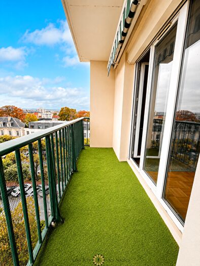 Appartement 4 pièces à vendre à Reims, Europe, Chemin Vert