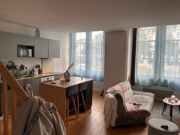 Appartement 3 pièces à vendre à Pau, Centre-ville