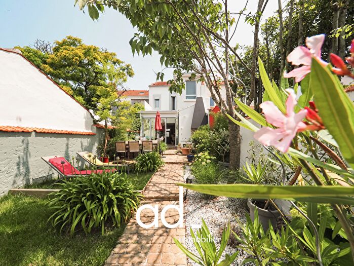 La Rochelle, La Genette : Maison 6 pièces à vendre
