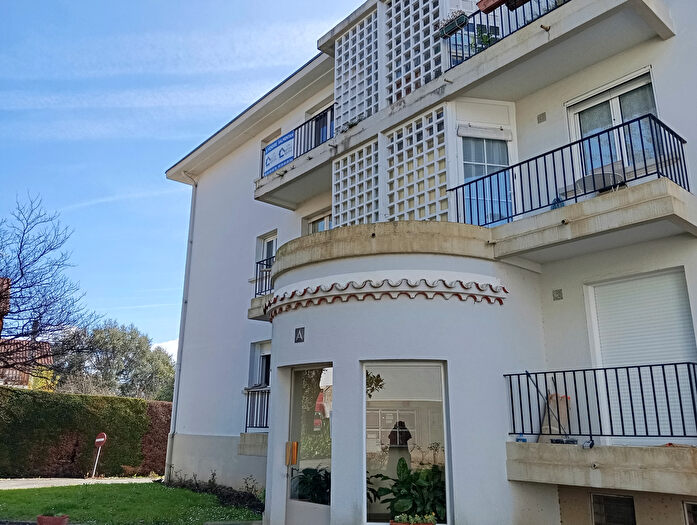 Appartement à vendre - Hendaye, Gare, Joncaux - 4 pièces - 3 chambres