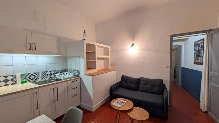 Appartement à louer - Centre Ville, Salon de Provence - 2 pièces - 1 chambre