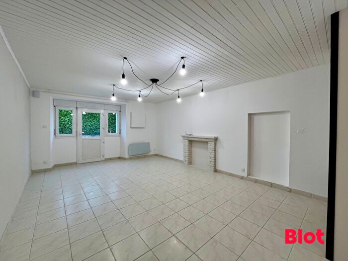 Maison 4 pièces à Bédée, à louer