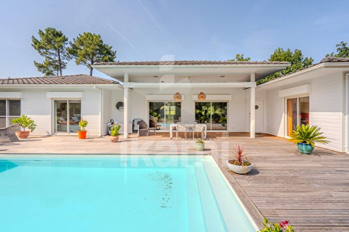 Maison 7 pièces à vendre à Salles