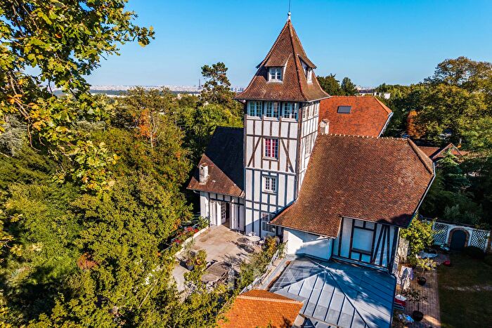 Appartement à vendre - Garches, La Verboise, Janvier - 8 pièces - 4 chambres