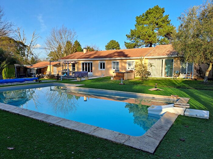 Maison à vendre - Cestas, Réjouit, Bellevue - 9 pièces - 6 chambres