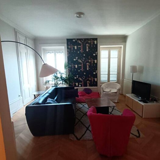 Appartement à louer - Terreaux, Lyon er arrondissement - 5 pièces - 4 chambres