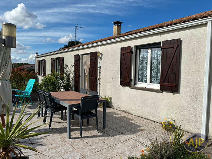 Maison à vendre - Montils - 5 pièces - 4 chambres