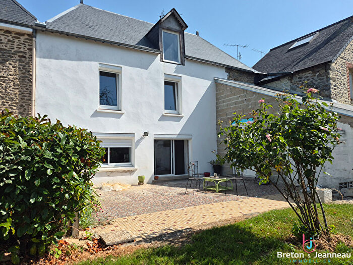 Maison 9 pièces à Grazay, à vendre