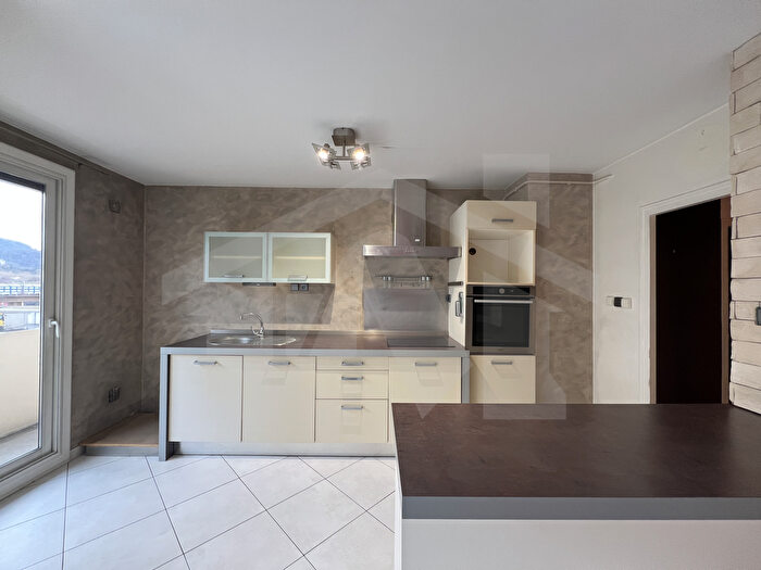 Appartement à vendre - Eybens - 2 pièces - 1 chambre