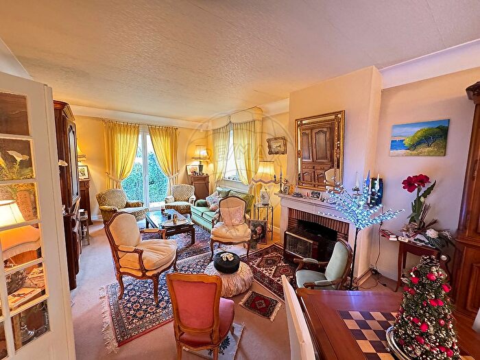 Maison à vendre - Belleville-sur-Meuse - 6 pièces - 4 chambres