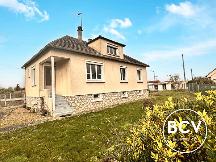 Maison à vendre - Saint-Georges-sur-Eure - 5 pièces - 4 chambres