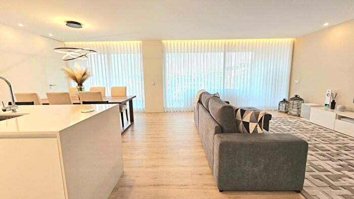 Appartement à vendre - Vanves, Plateau de Vanves - 4 pièces - 3 chambres