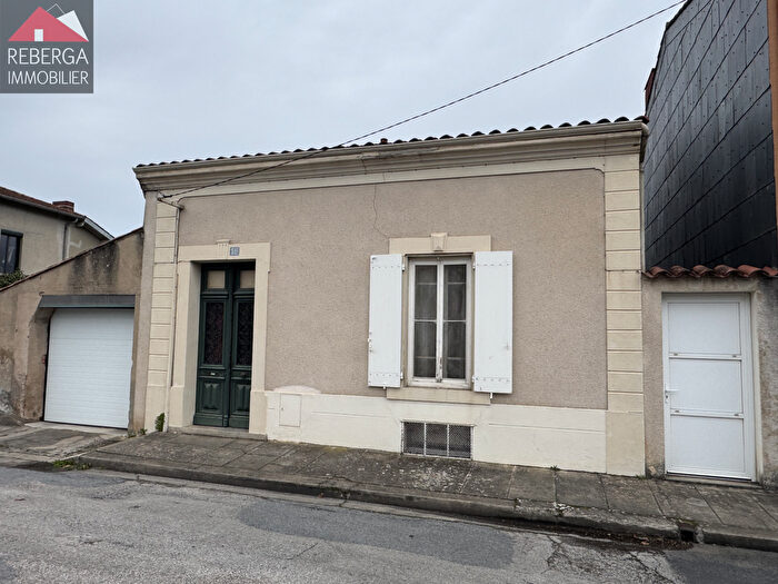 Maison à vendre - Mazamet - 4 pièces - 3 chambres