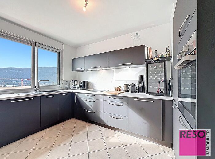 Appartement à vendre - Annemasse - 5 pièces - 4 chambres