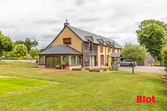 Maison à vendre - Betton - 9 pièces - 5 chambres