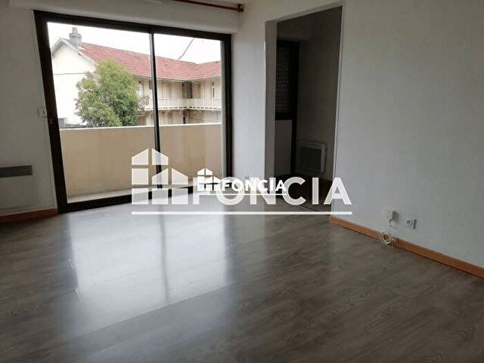 Appartement à louer - Martinet-Vignemale, Tarbes - 1 pièce