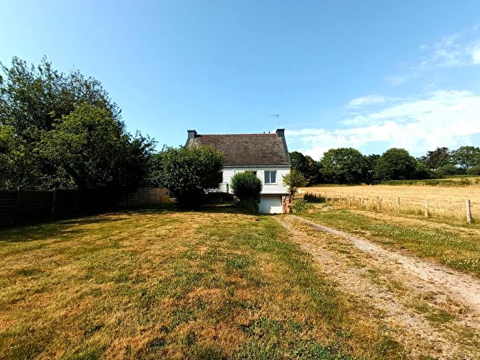 Maison à vendre - Saint-Guyomard - 5 pièces - 3 chambres