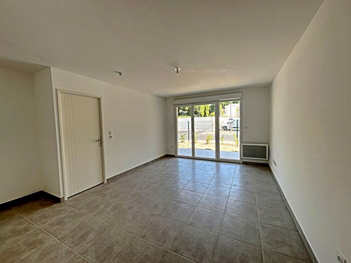 Saint-Rémy-de-Provence : Appartement 2 pièces à louer