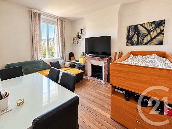 Appartement 2 pièces à vendre à Juvisy-sur-Orge, Centre-ville, Entrevoies, Seine