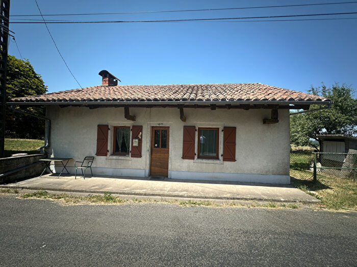 Labastide-du-Haut-Mont : Maison 2 pièces à vendre