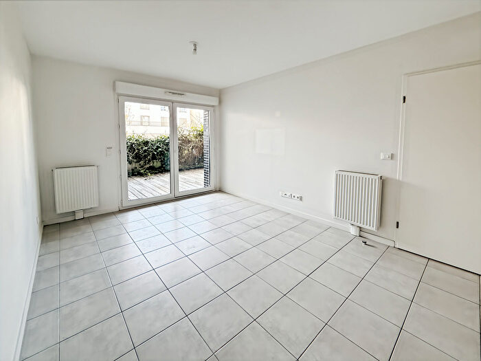 Appartement à vendre - Villenave-dOrnon, Chambéry, La Monnaie, Carbonnieux, Trigan - 2 pièces - 1 chambre