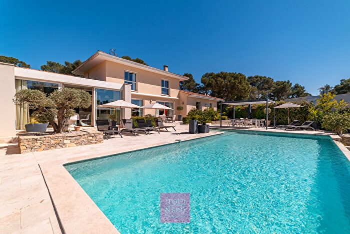 Nîmes, Terres de Rouvière, LEau Bouillie : Maison 5 pièces à vendre