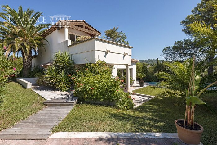 Maison 6 pièces à Aix-en-Provence, Jas de Bouffan, à vendre