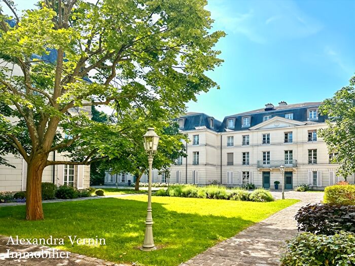 Saint-Germain-en-Laye, Centre-ville, Quartiers forestiers - Appartement 4 pièces à vendre
