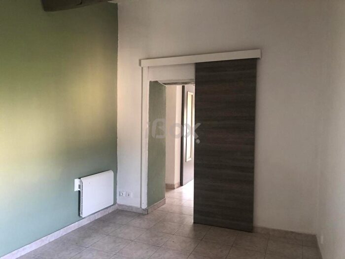 Le Revest-les-Eaux : Appartement 1 pièce à louer