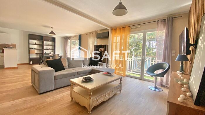 Appartement à vendre - Gujan-Mestras, Centre-ville - 3 pièces - 2 chambres