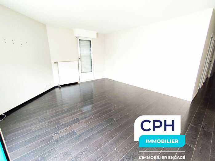 Appartement 4 pièces à vendre à Cergy, Grand Centre