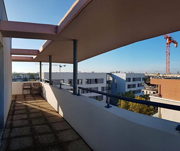 Croix Luizet, Villeurbanne - Appartement 4 pièces à louer