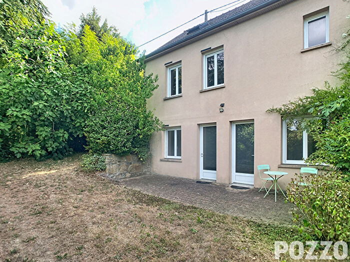 Maison 2 pièces à louer à Le Val-Saint-Père