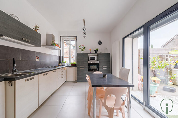 Maison à vendre - Miribel - 4 pièces - 3 chambres