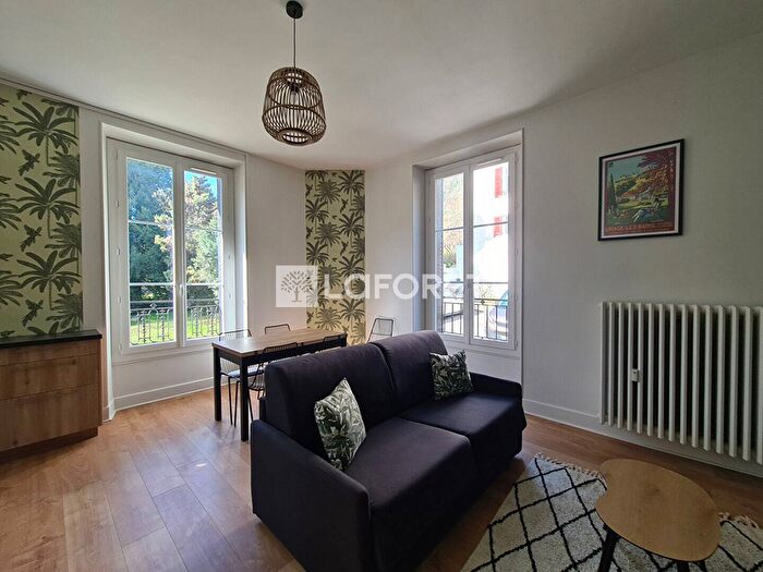 Appartement à louer - Uriage, Saint-Martin-dUriage - 2 pièces - 1 chambre