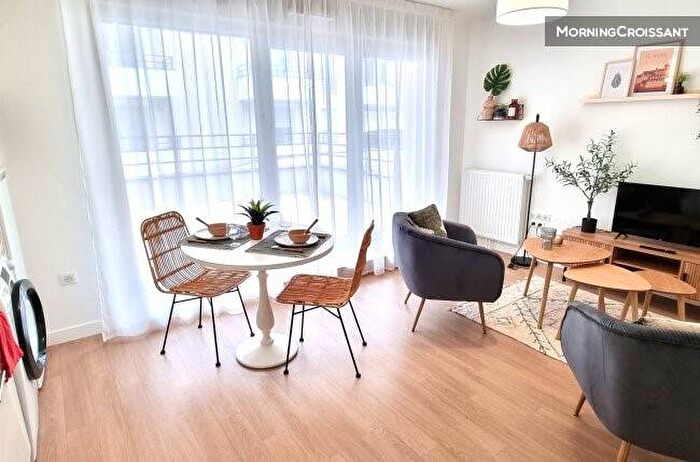 Appartement à louer - Bollé-Sainte Croix-Mutuelles, Le Mans - 1 pièce