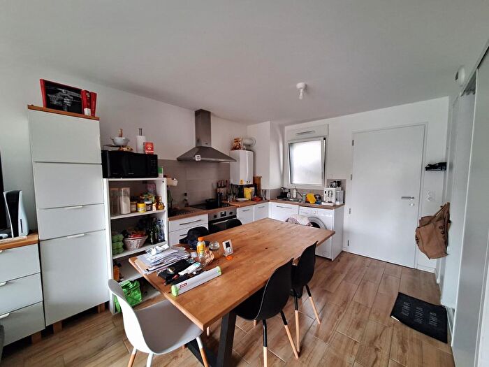 Appartement à louer - Clermont-Ferrand, Herbet, Brezet, Saint-Jean - 3 pièces - 2 chambres