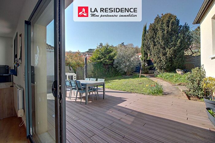 Maison à vendre - Aigremont - 6 pièces - 4 chambres