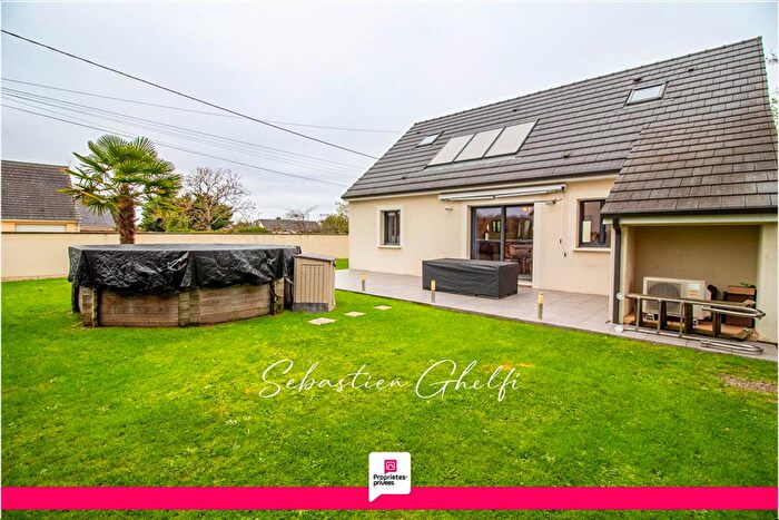 Maison 6 pièces à Romorantin-Lanthenay, Les Aubiers, La Genetière, à vendre