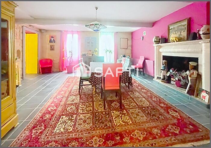 Maison à vendre - Saint-André-de-Cubzac - 7 pièces - 6 chambres