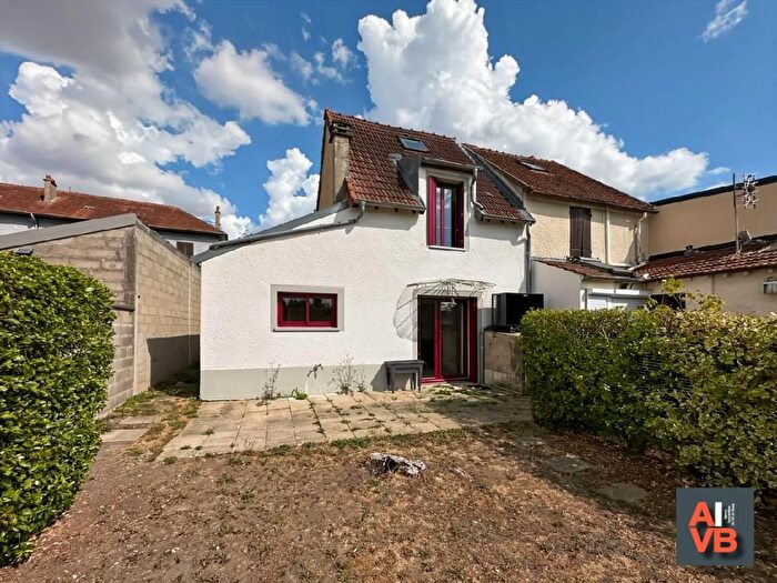 Maison 4 pièces à Ferrières-en-Brie, à vendre