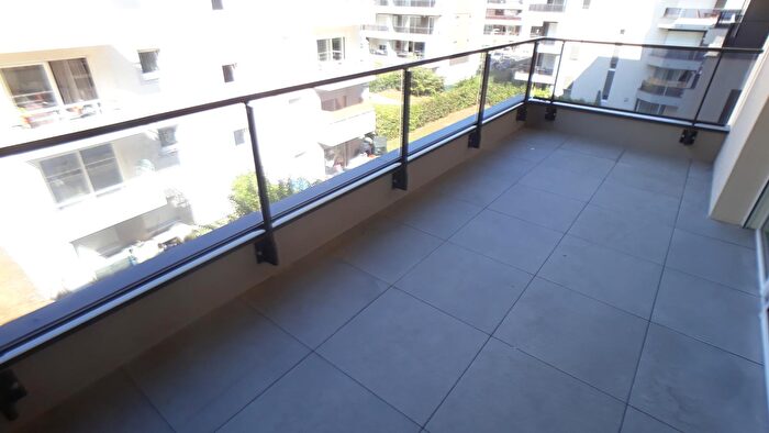 Appartement à louer - Thonon-les-Bains, Est - 2 pièces - 1 chambre